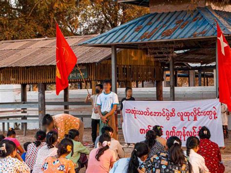 လက်ပံတောင်းတောင်ဒေသတွင် စစ်အာဏာရှင်ဆန့်ကျင်ရေး လူထုသပိတ်ချီတက် Khit Thit Media