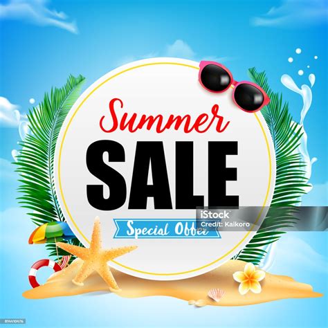 불가사리 꽃 팜 리프 모래 구름과 파란 하늘 배경 벡터 일러스트 레이 션을 통해 Copyspace 여름 해변 요소와 흰색 원형 프레임에 여름 세일 계절에 대한 스톡 벡터