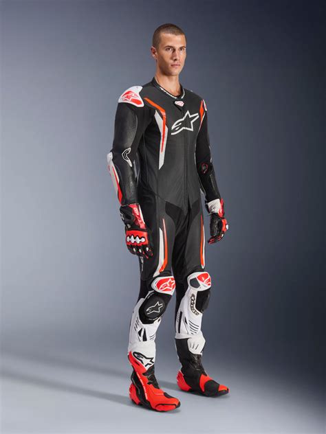 Missile V3 Airflow Leather Motorcycle Pants Alpinestars®