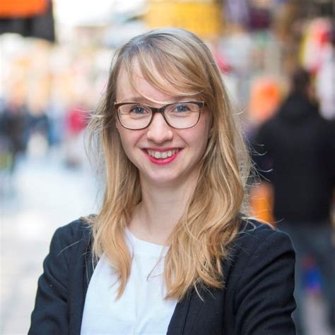 Julia Hoffmann Aufruhr Magazin