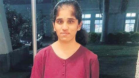 Success Story आखों में रोशनी नहीं लेकिन क्रैक किया Cat Exam बाधाओं को