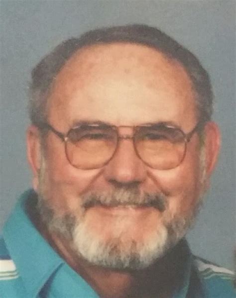 Kenneth L Bergquist Wiscasset Newspaper