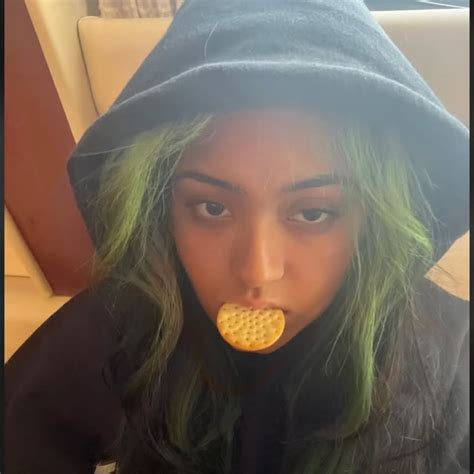 ♡emily♡ Emilykhan On Threads ♡emily♡ Emilykhan On Threads