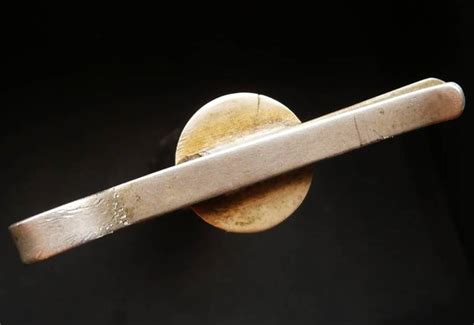 แหนบหลวงพ่อโด่ วัดนามะตูม พนัสนิคม ชลบุรี เคาะเดียว พระเครื่อง พระแท้ Webpra เว็บ พระ คอม