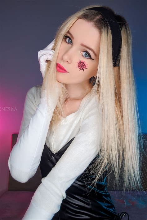 Gwen Stacy Cosplay — Vikneska