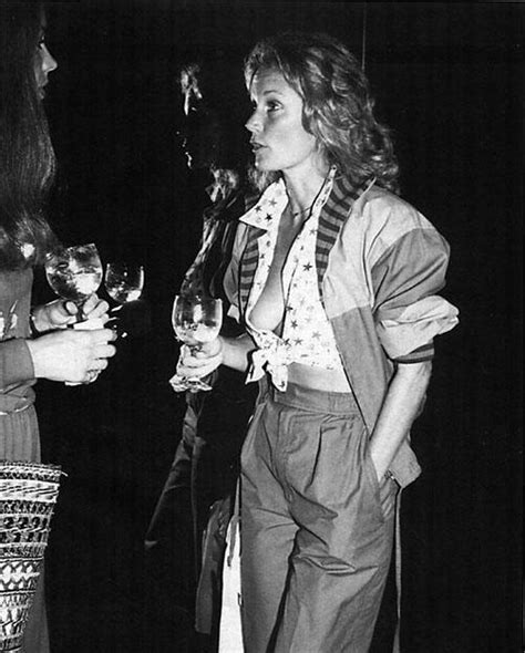 Yvette Mimieux Scrolller