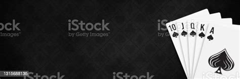 포커와 카지노 카드 재생 디자인 카드 로얄 플러시 포커 핸드빈 포스터 템플릿 벡터 그림입니다 검정색 배경에 대한 스톡 벡터 아트