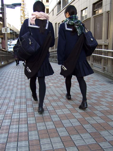 【画像】ちょっと大人っぽいタイツjk Jkちゃんねる女子高生画像サイト