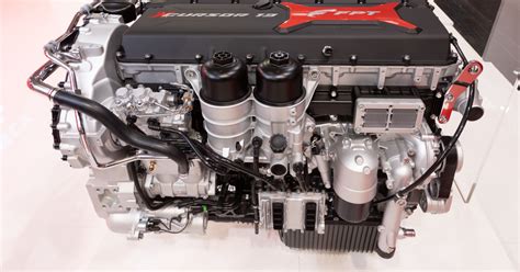 Fpt Powertrain Introduces New Multi Fuel 13 Litre Engine And E Drivetrains At Iaa
