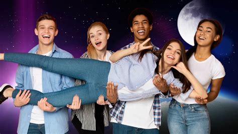 3 Zodiac Signs Whose Friendships Improve On September 29 2023 Yourtango