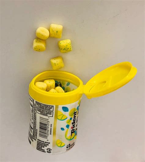 Trident Vibes Ooh La Lemon American Foods