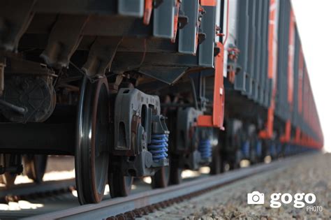 Монголын анхны хүнд даацын нэгдүгээр зэрэглэлийн төмөр замаар тээвэр хийж эхэллээ