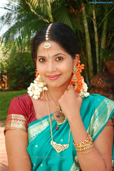 Devika Actress Hd Photos Images Pics And Stills 69866