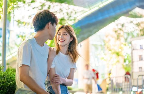 커플 데이트 사진 무료 다운로드 Lovepik