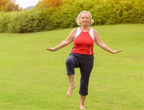 Static Balance Vs Dynamic Balance Exercises Propel Physiotherapy