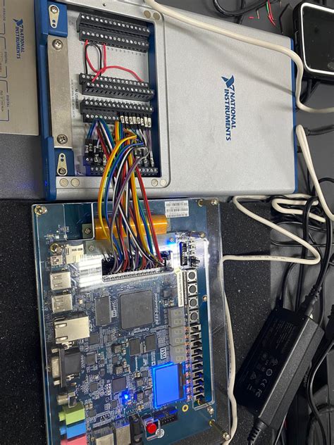 digital i o pins of ni daq usb 6353 and the fpga cyclone v de10 ni