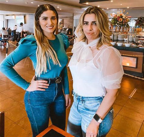 2 Mom Or Daughter Scrolller 2 Mom Or Daughter Scrolller