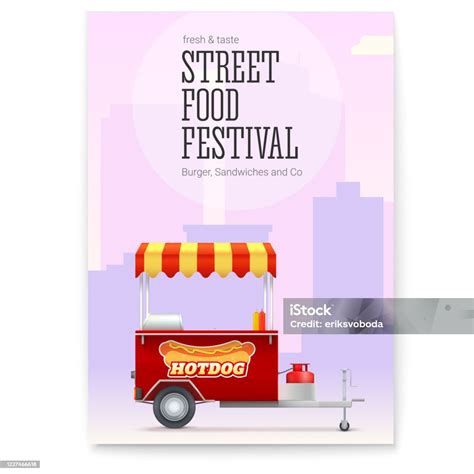큰 도시를 배경으로 빨간 패스트 푸드 카트가있는 포스터 길거리 음식 축제를위한 템플릿입니다 거리 시장 광고 디자인 핫도그 로고와 차량 형판에 대한 스톡 벡터 아트 및 기타