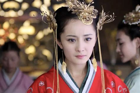 楊冪介紹12部陸劇仙劍三爆紅三生三世經典斛珠夫人開播 楊冪陸劇神鵰俠侶仙劍奇俠傳三美人心計 影劇星聞