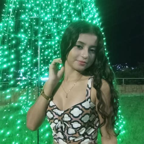 Ana Beatriz Almeida Beatriz Xt • Threads Say More