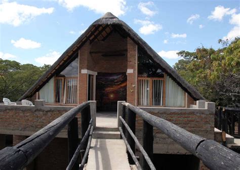 Tree Of Life Adventures Home Page Zimbabwe Adventure Camp