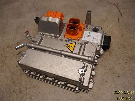 36010501 : Converter / inverter - el - Autoparts24