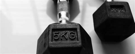 Упражнения с гантелями дома для мужчин — Медиапортал Спортмастер