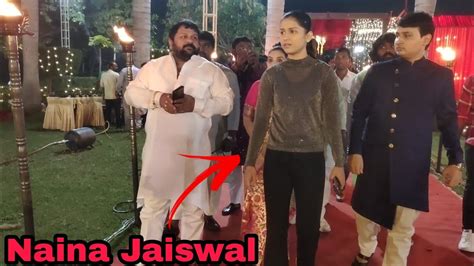 Naina Jaiswal Entry At Ramnagar Akhil Pailwan Anna Marriage Youtube