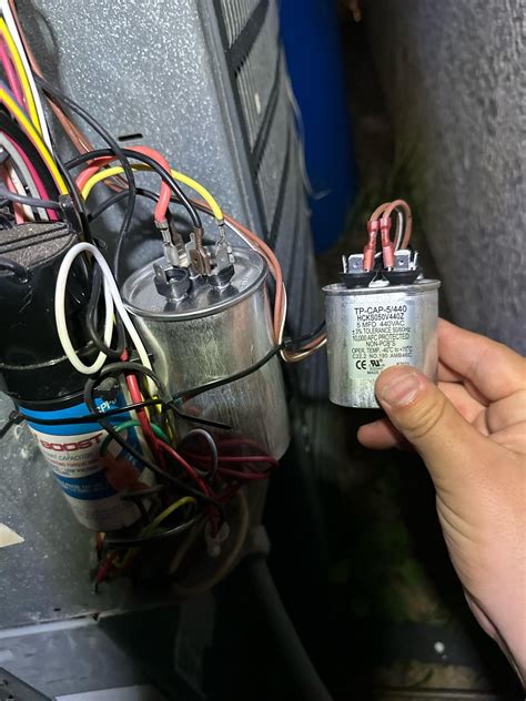 Capacitor Question Rairconditioners
