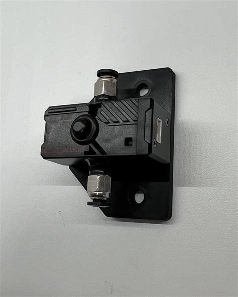 Btt Filament Sensor 3030 Extrusion Mount By Danielsvane Download Free Stl Model