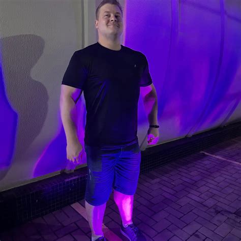 Daniel Van Der Veen Santos