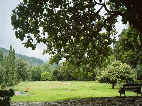 Readme Me เที่ยวกาญจนบุรี ทองผาภูมิ บ้านอีต่องปิล็อก 2 วัน 1 คืน 🌳