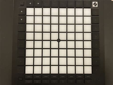 Novation Launchpad Pro Mk3 8055810 Su Mercatino Musicale In Master Keyboard Controller Midi