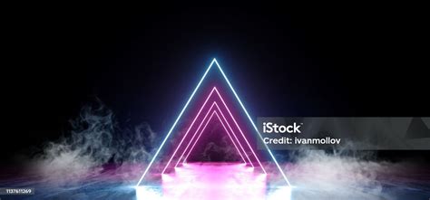 연기 네온 어두운 그런 지 구체적인 배경 아스팔트 광학적 인 환상 형광 자주색 파란 활기찬 빛나는 빈 공간 공상 과학 Fi 미래 우주선 단계 3d 렌더링 0명에 대한 스톡