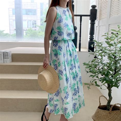 민소매 플리츠 주름 플라워 야자수 허리 밴딩 볼륨 벌룬 크롭 나시블라우스 휴가 휴양지