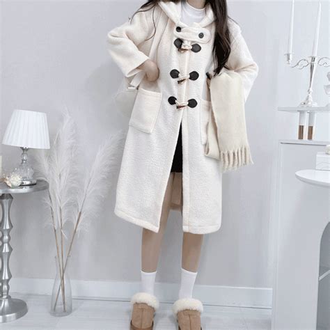 아방핏양털떡볶이디자인 후드 퍼 아방핏 뽀글이 양털 떡볶이 코트 에이블리