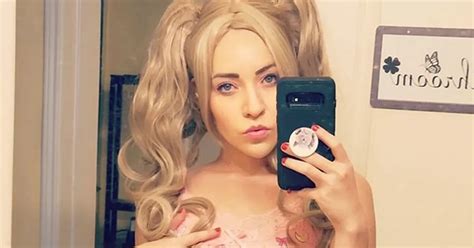 I Bonked Boss During Sex Work Interview Then Took Cringiest Ever Photos Daily Star