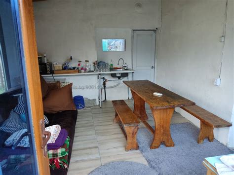 двуетажна къща Двуетажна къща 68 кв м РЗП 620 кв м двор Къщи Вили Самоводене Кантора