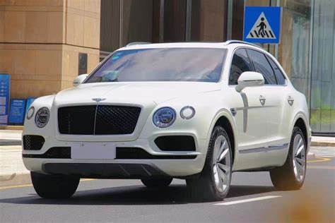 二手宾利添越 2018款 4 0T V8报价 图片 出售 多少钱 哪里有卖的290 07万元 超跑之家