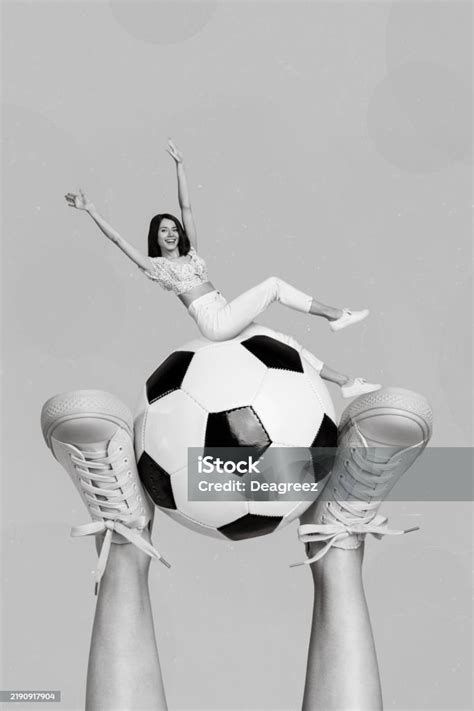 크리 에이 티브 사진 3d 콜라주 아트 워크 엽서 포스터 행복 아름 다운 소녀 승리 기뻐 좋아하는 팀 그림 배경에 고립 20 24세에 대한 스톡 사진 및 기타 이미지