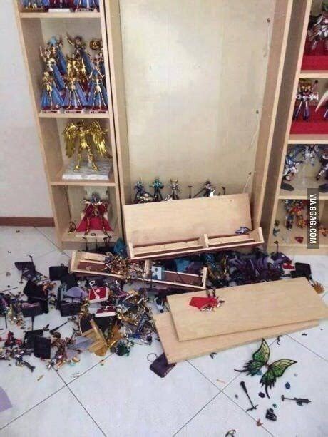 집에 왔는데 방에서 사촌동생이 인사도 안하고 급하게 나간다 인스티즈instiz 이슈 카테고리