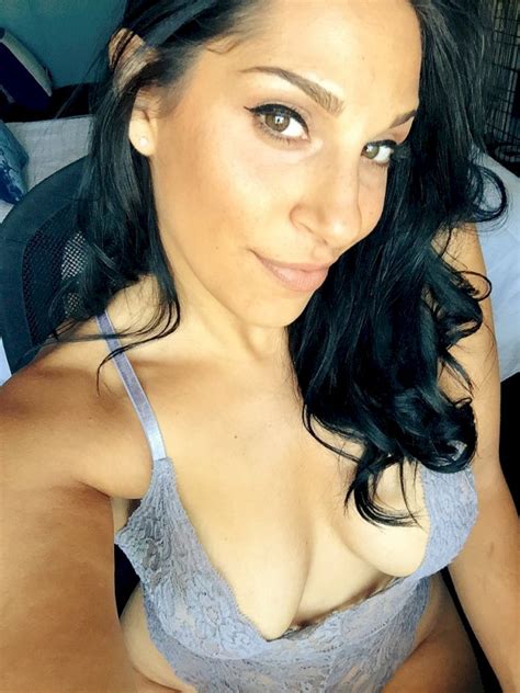 Shesfreaky Shesfreaky