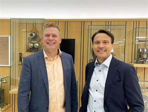 Voimatelin Sähköliiketoiminta Osaksi Elveraa Elvera