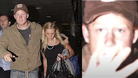 Prince Harrys Cosy Photo With Ex Chelsy Davy Featured In Netflix Docuseries