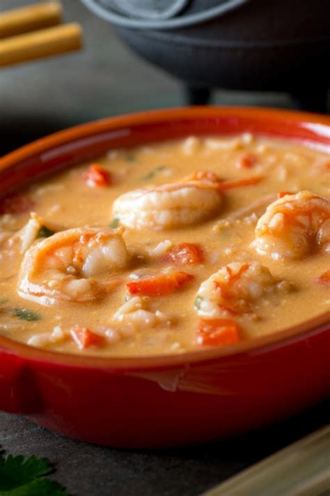 20 Best Seafood Soup Recipes To Try Today Insanely Good
