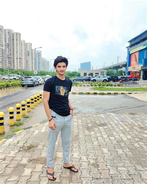 Nitish Jangra Nnitishjangra • Instagram Photos And Videos