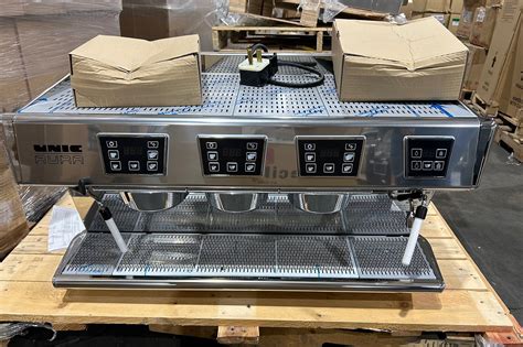 New Grindmaster Unic Aura 3 Automatic 3 Group Espresso Machine Vision Equipment