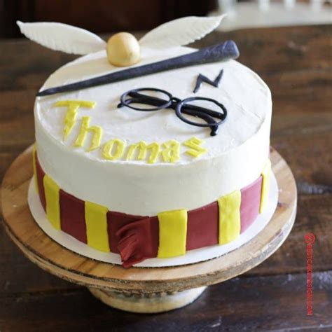30 Cute Harry Potter Cake Designs Pretty Pink Harry Potter Birthday