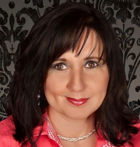 Watch Free Milf Michaela Eye Cumshot Porn Video Anon