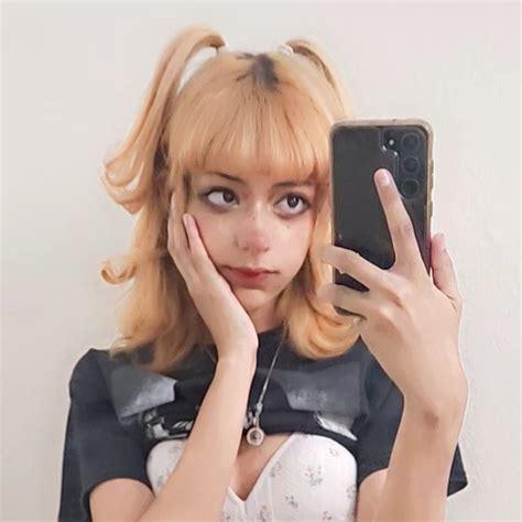 Vantavins Profile Vids Pics And More Manyvids Manyvids